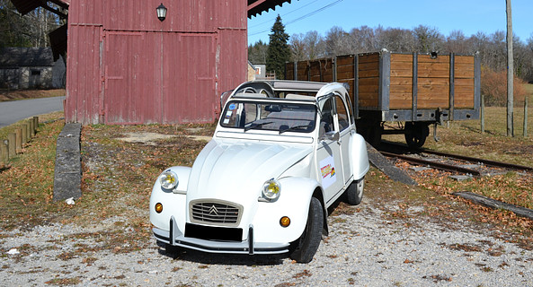 Location Citroen 2cv6 Special à Lagarde-Marc-la-Tour 19150