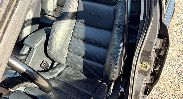 Location Ford Sierra Cosworth à La Ciotat 13600