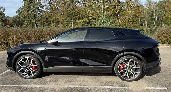 Location Lotus Eletre à Lyon 69002