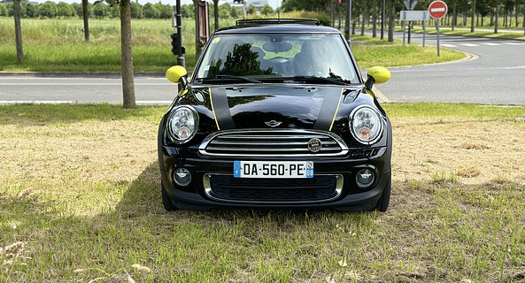 Location Mini Cooper à Paris 75019