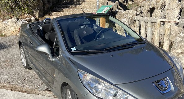 Location Peugeot 207cc à Nice 06000