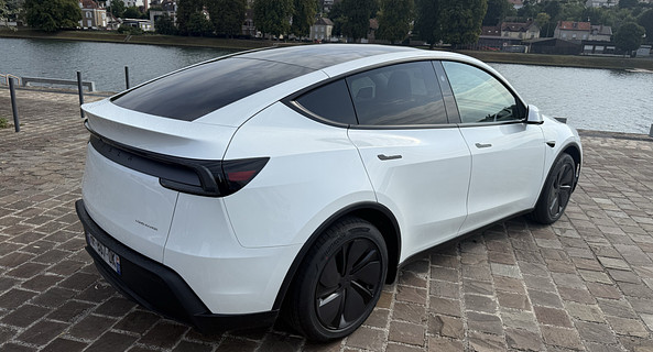 Location Tesla Model Y Propulsion Lr à Corbeil-Essonnes 91100