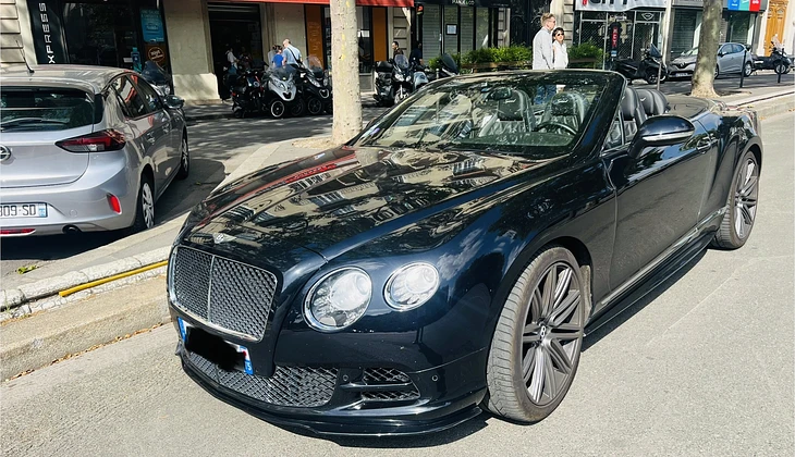 Location Bentley Continental Gtc à Paris 75004