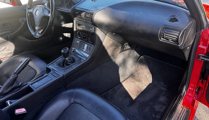 Location Bmw Z3 à La Seyne-sur-Mer 83500