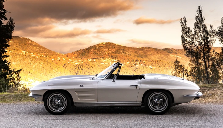 Location Chevrolet Corvette C2 Sting Ray à Nice 06200