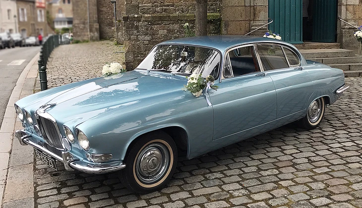 Location Jaguar Mark 10 Mk10 à Le Lorey 50570