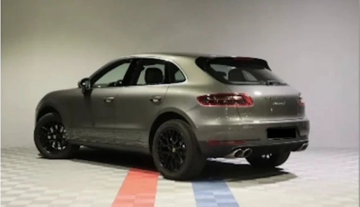 Location Porsche Macan S à Bastelicaccia 20129